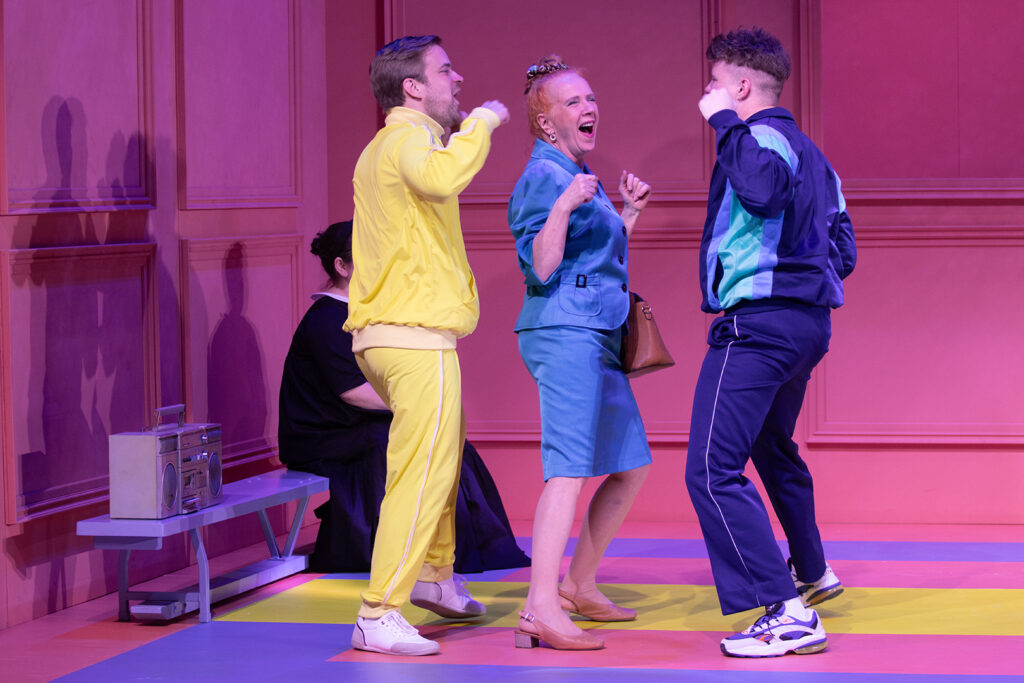 h.ml.t | Budaörsi Latinovits Színház